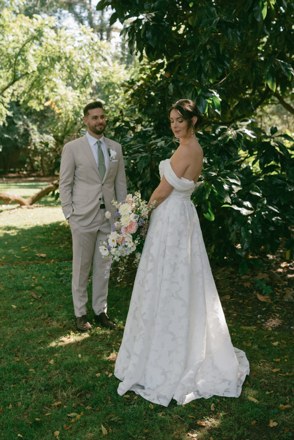 Intimate Fall Mountain Wedding Day - ardentandelmphoto.com